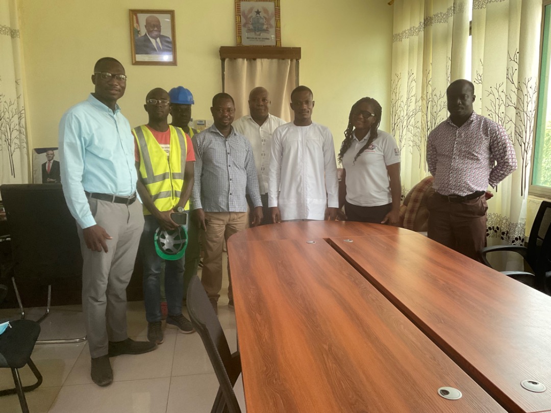 The Classroom Project a relief to Asikuma-Odoben-Brakwa District - DCE ...