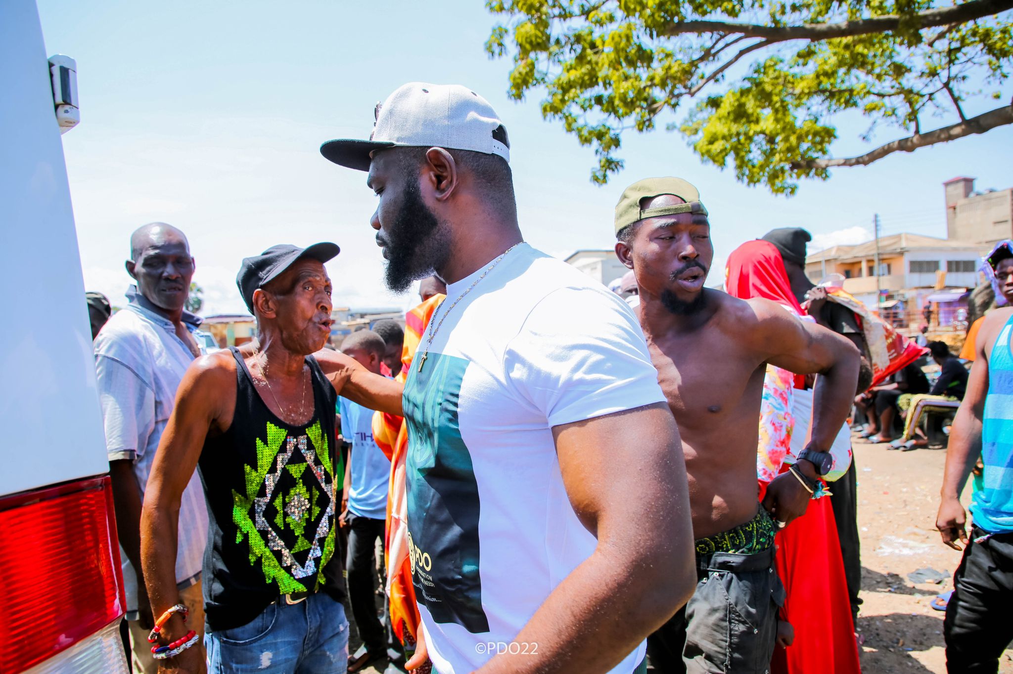 Prince David Osei spends Easter supporting, feeding less fortunate in ...