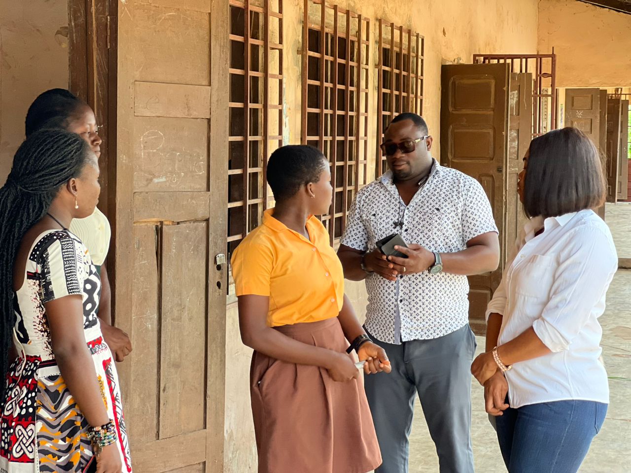 Doreen Avio visits students of Luom Presbyterian Basic School on ...